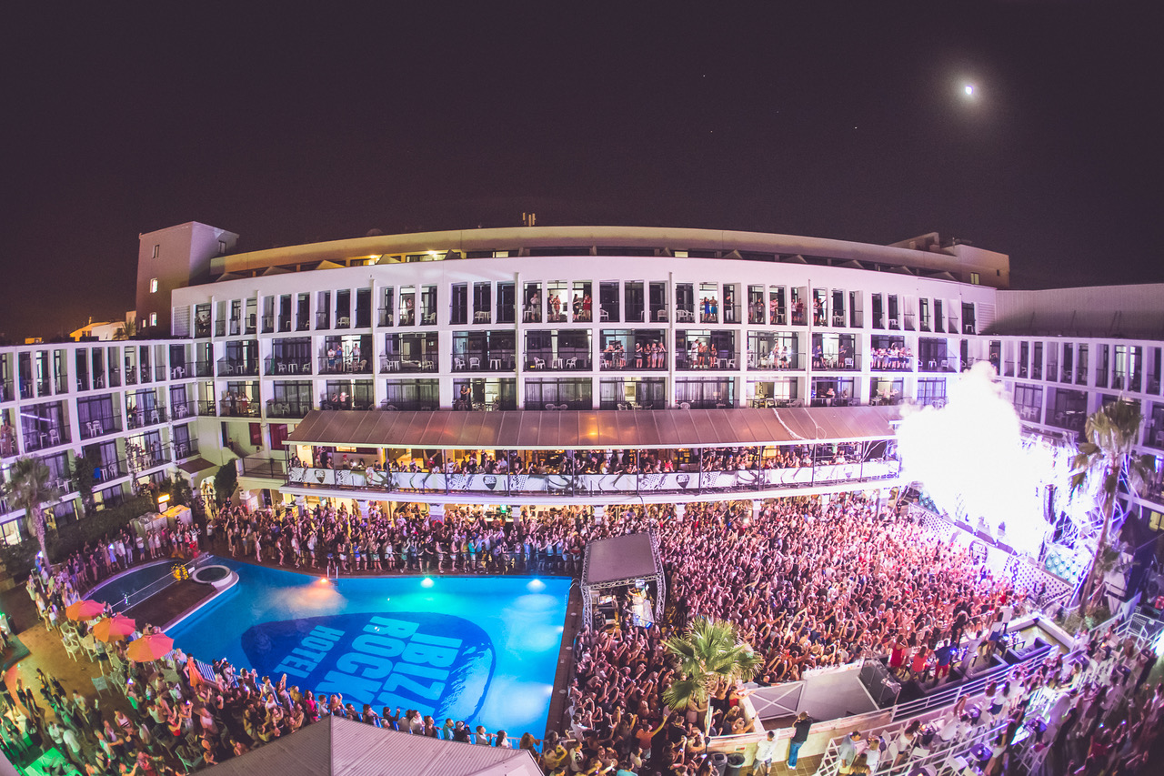 Hotels & Resorts | Void